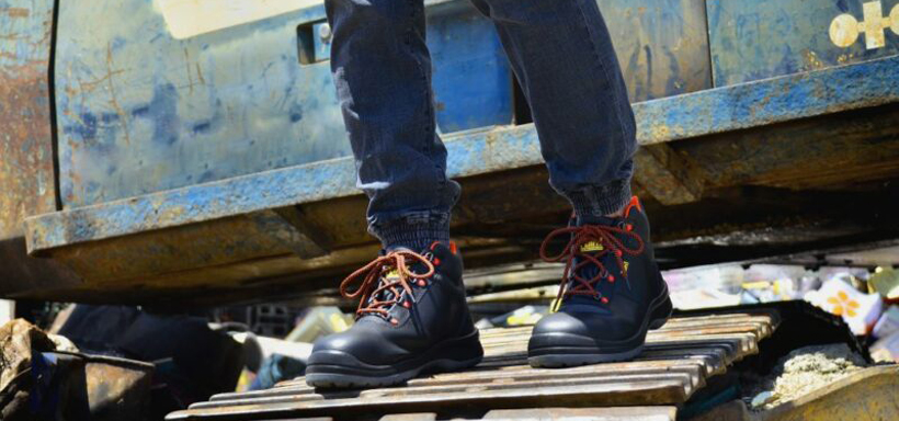 Do You Need High Cut Safety Boots? | Total Workwear Blog